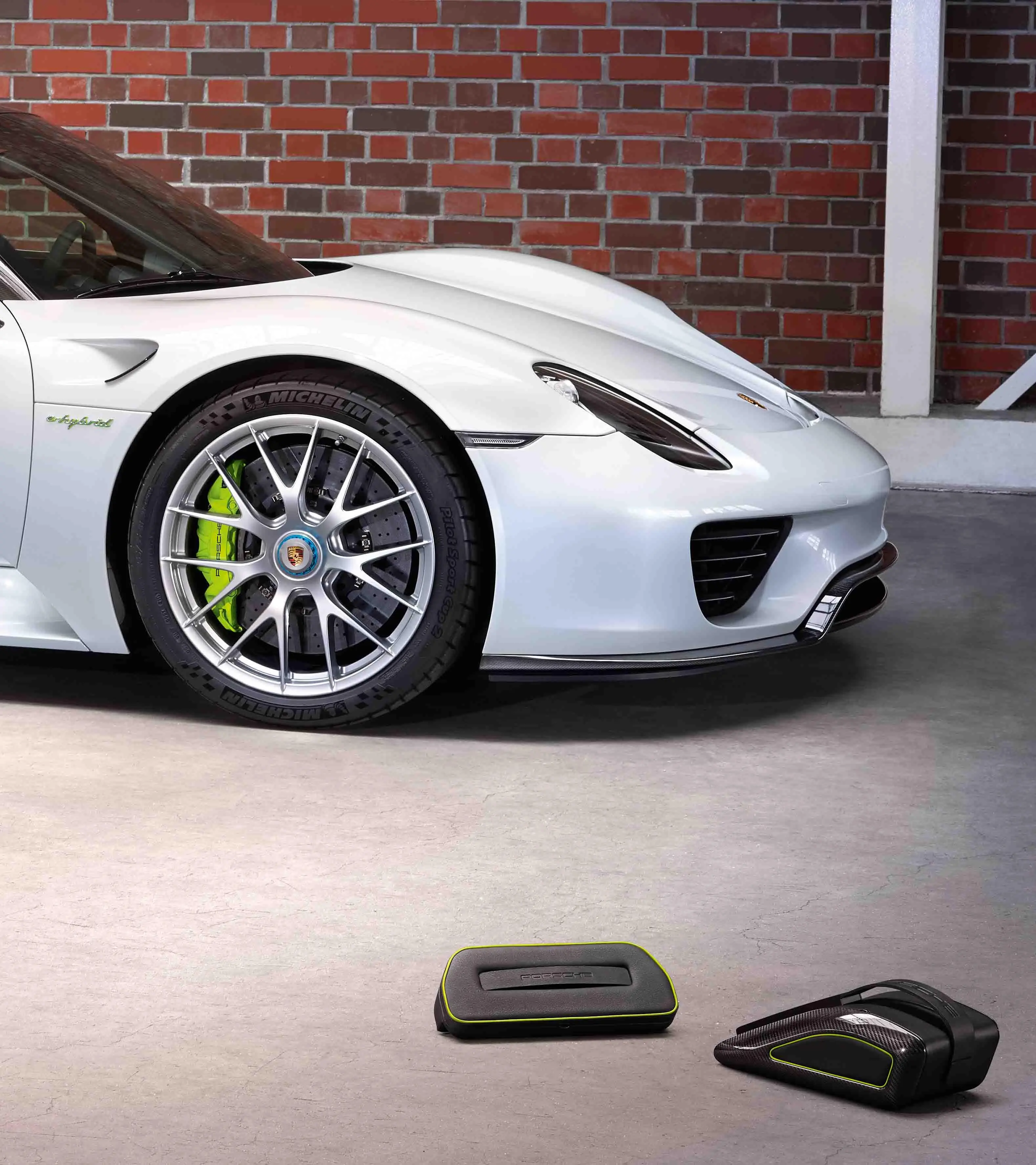 918 Spyder storage set (2-piece) | PORSCHE SHOP
